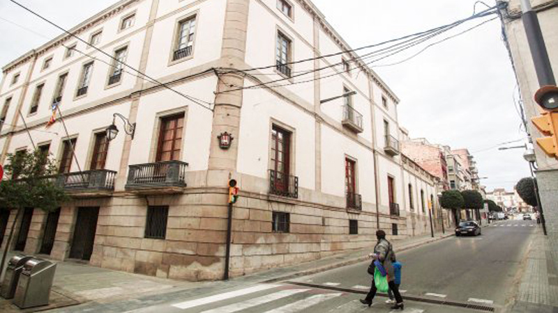 Les Borges destina 13.300 euros a un tòtem digital informatiu ...